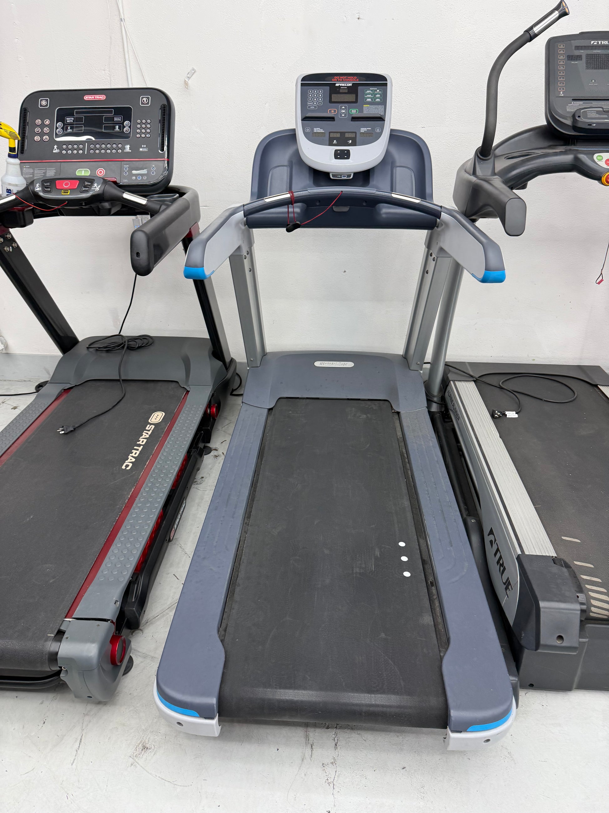 Precor TRM 811 Treadmill w/P10 Console *Refurbished* – USA Fitness ...
