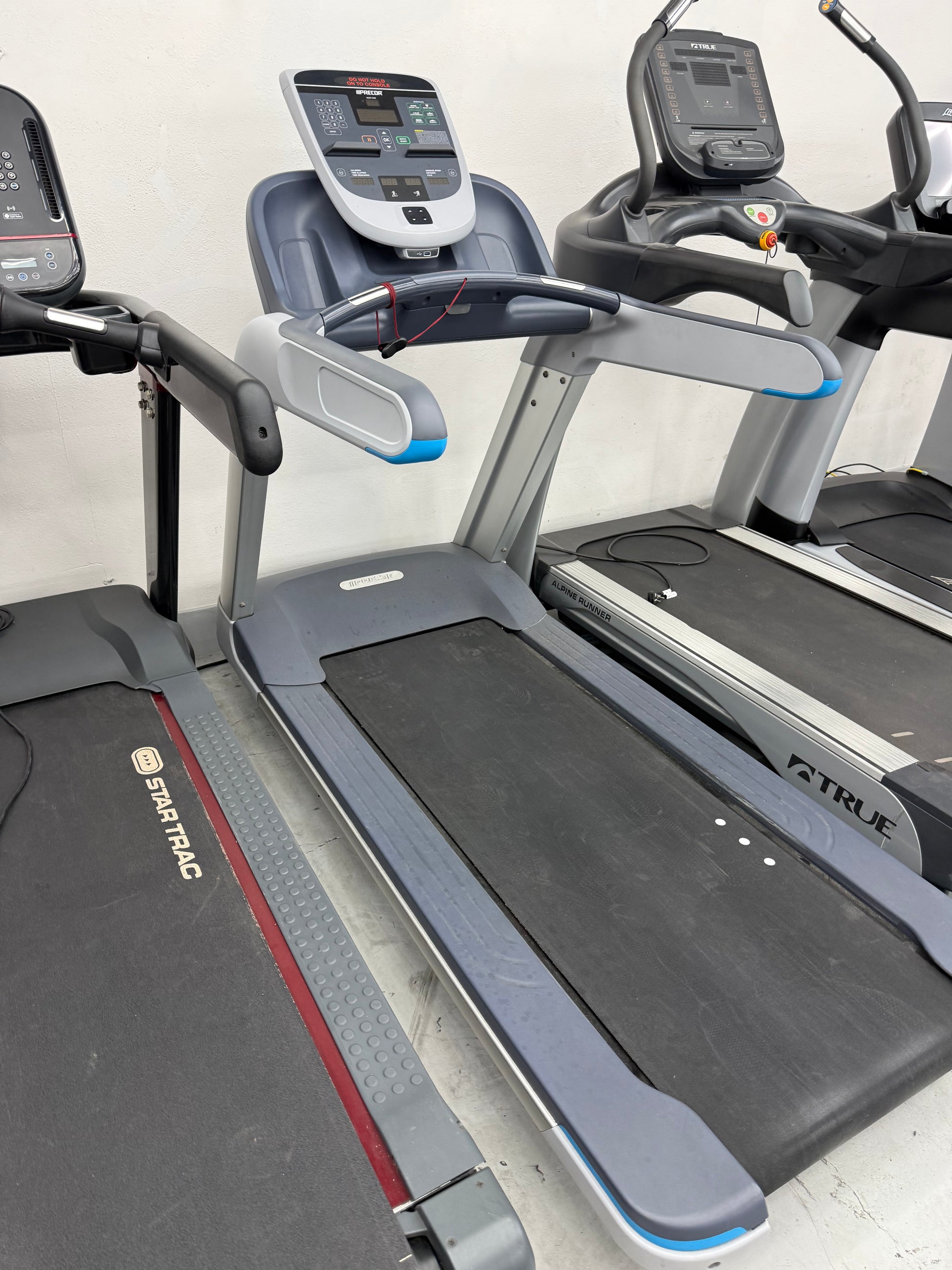 Precor TRM 811 Treadmill w/P10 Console *Refurbished* – USA Fitness ...